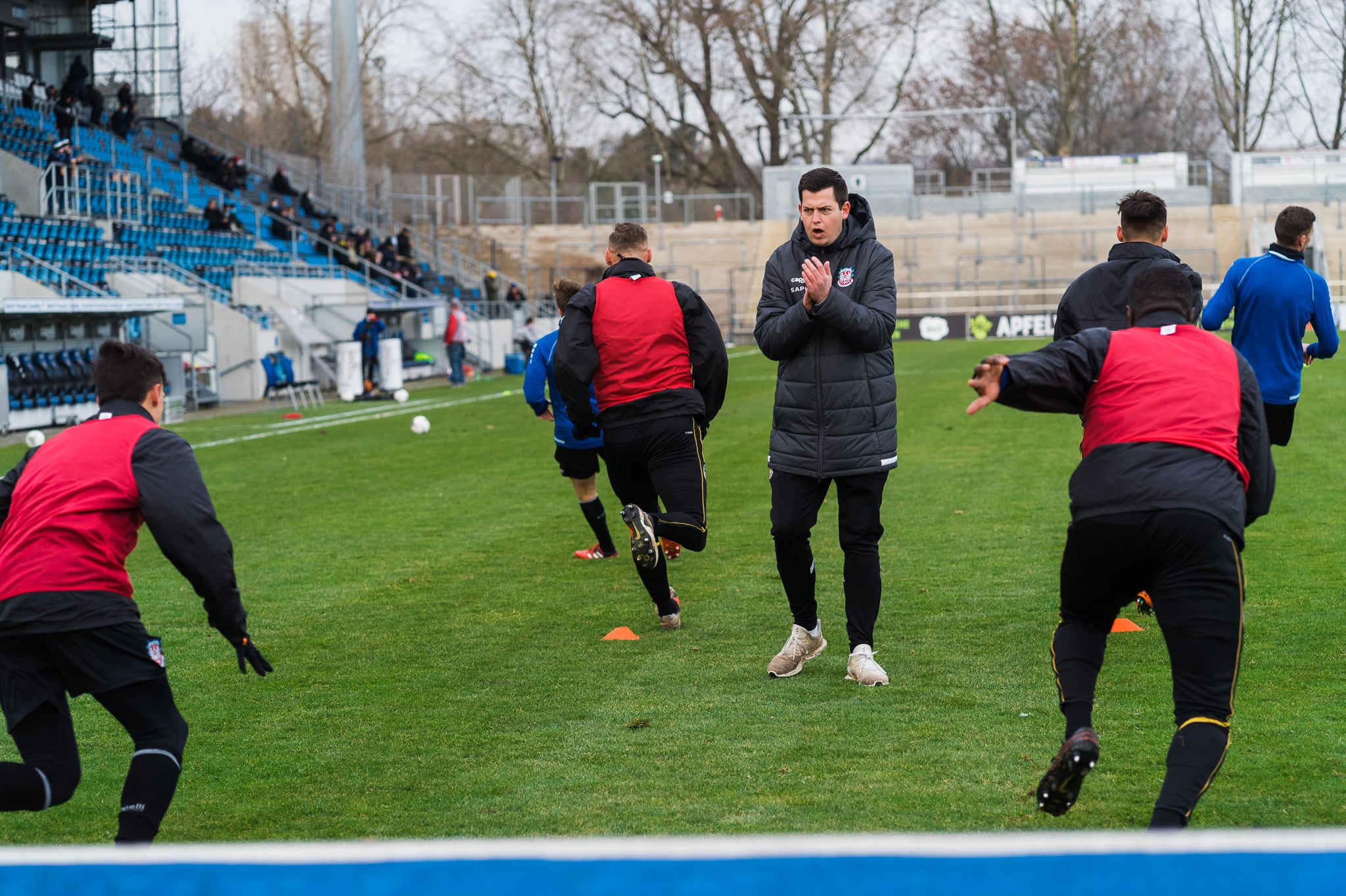 Zwischen Existenzangst und Erfolgsdruck – Der sportliche Abstieg des ...